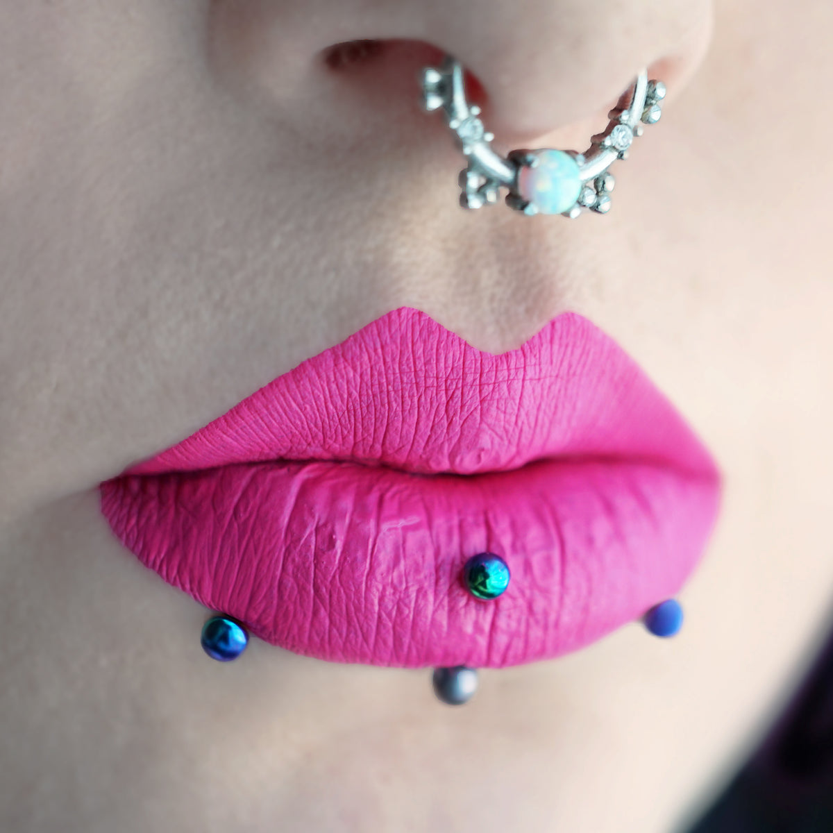 Rave – Baby Bat Beauty